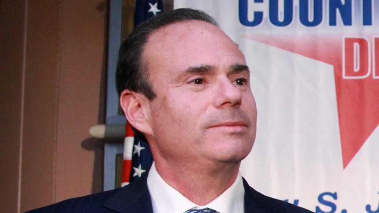 Democratic chief files new complaint against Edward Mangano campaign ...