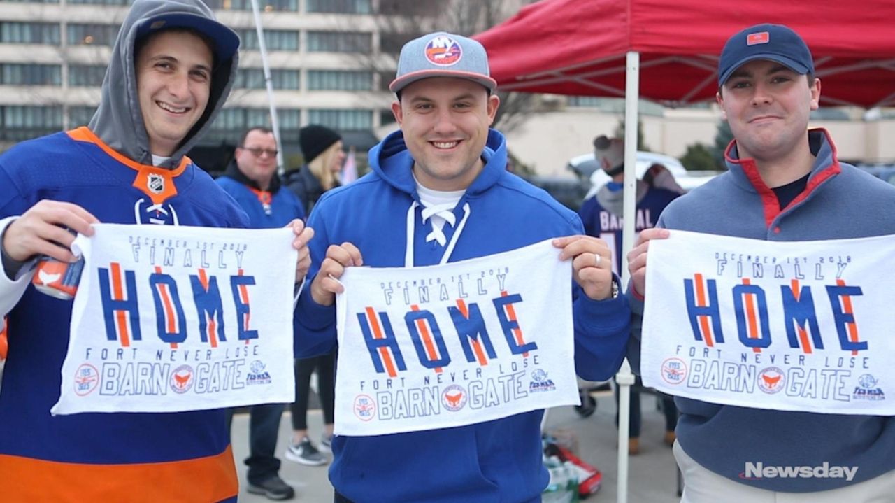 Islanders fans tailgate ahead of regular-season return to Nassau ...