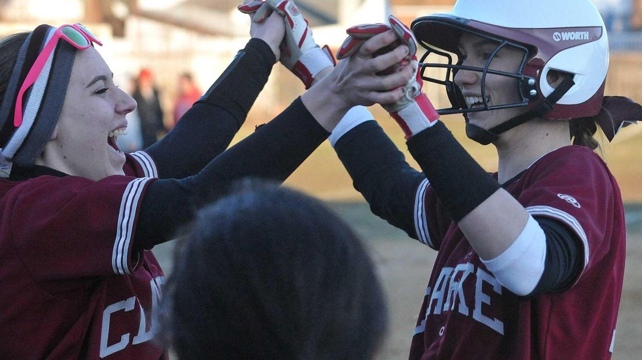 Brooke Scherer's walk-off single lifts Clarke over Division - Newsday