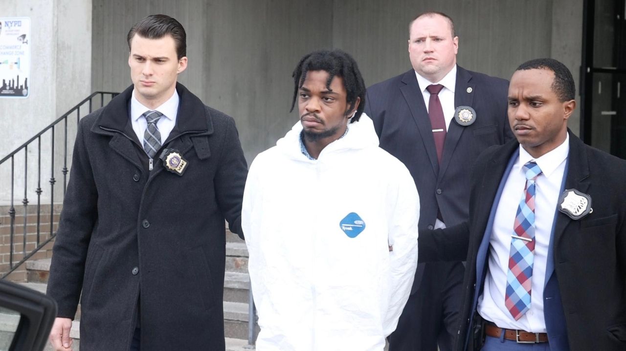 NYPD: Recent arrival from Suffolk charged for alleged stabbing spree ...