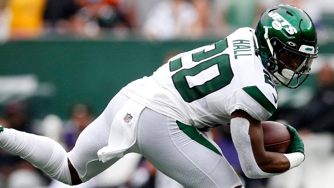 Jets coach Robert Saleh knows young team must grow up quickly - Newsday