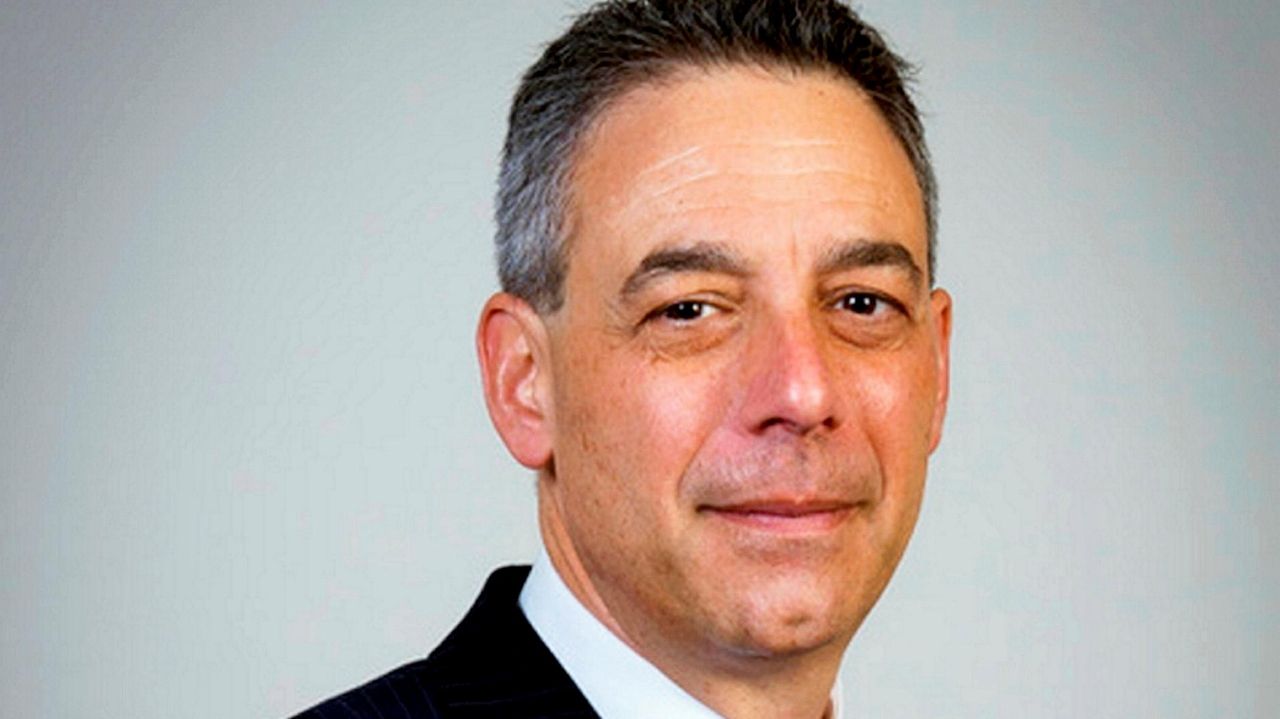 Molloy professor named chief economist of Long Island Association - Newsday