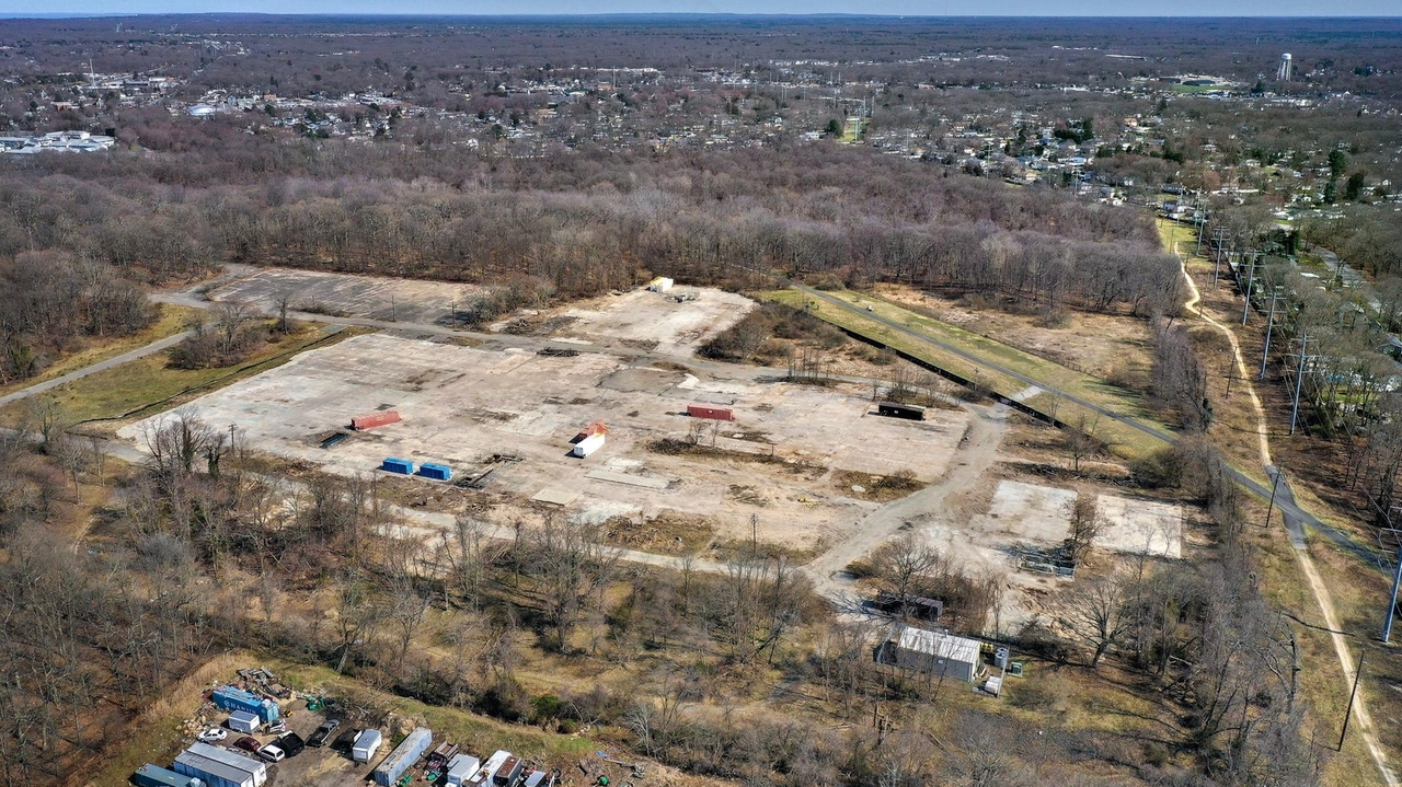 MTA purchase of former Lawrence Aviation Industries site in Port ...