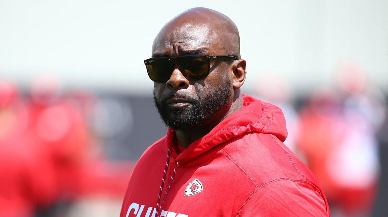 LI's Tim Terry will be doing just a day trip to Super Bowl as Kansas ...