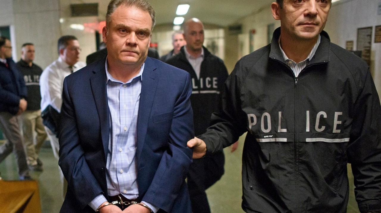 Bloomberg LP executives, building contractors arrested in alleged ...