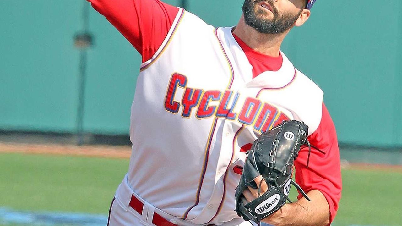 Dillon Gee says he's pain-free after rehab start - Newsday