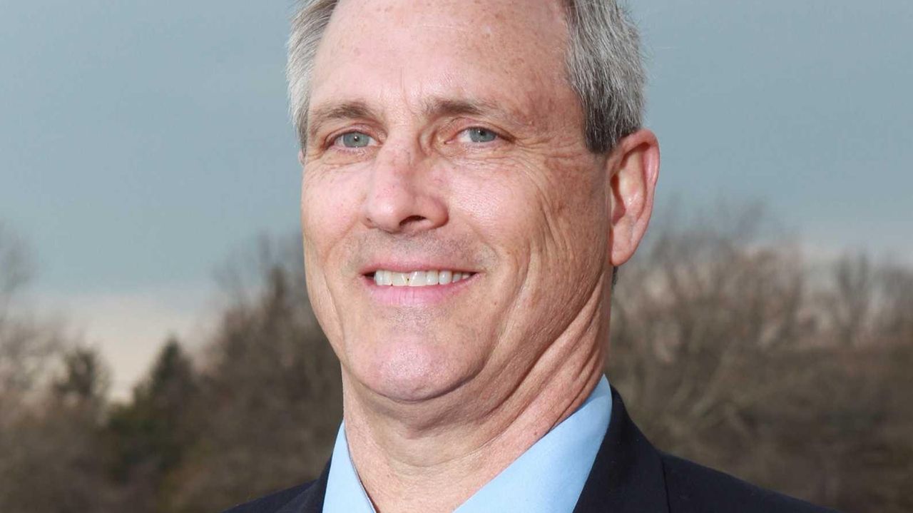 St. John the Baptist hires Commack's Bruce Haller to coach girls ...