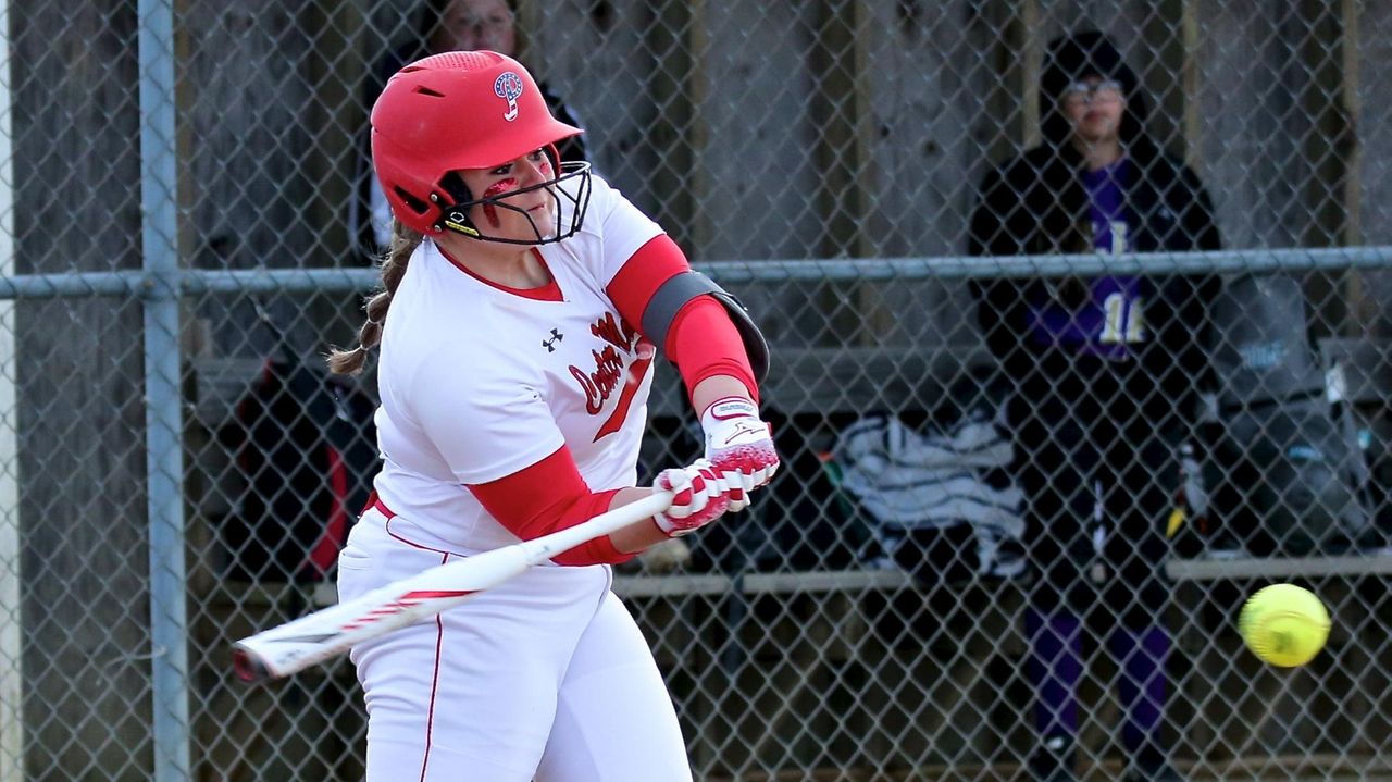 Emma Powell fans 10, drives in winning run for Center Moriches - Newsday
