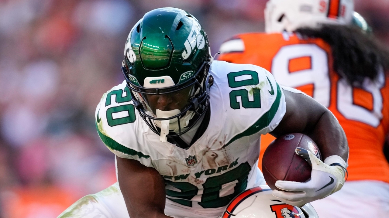 Big plays by Breece Hall, Bryce Hall lift Jets over Broncos - Newsday