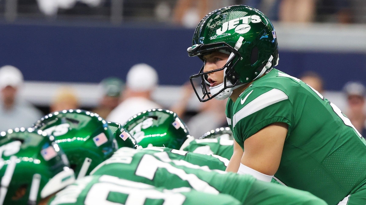 Jets have Zach Wilson's back after loss to Cowboys - Newsday