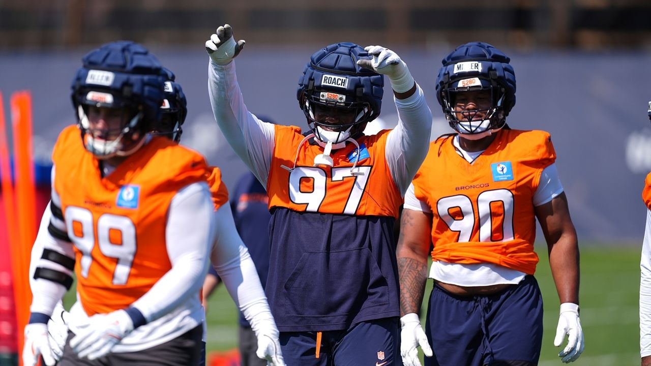 Red River rivals Malcolm Roach, Marvin Mims Jr. add spice to Broncos camp with good-natured ...