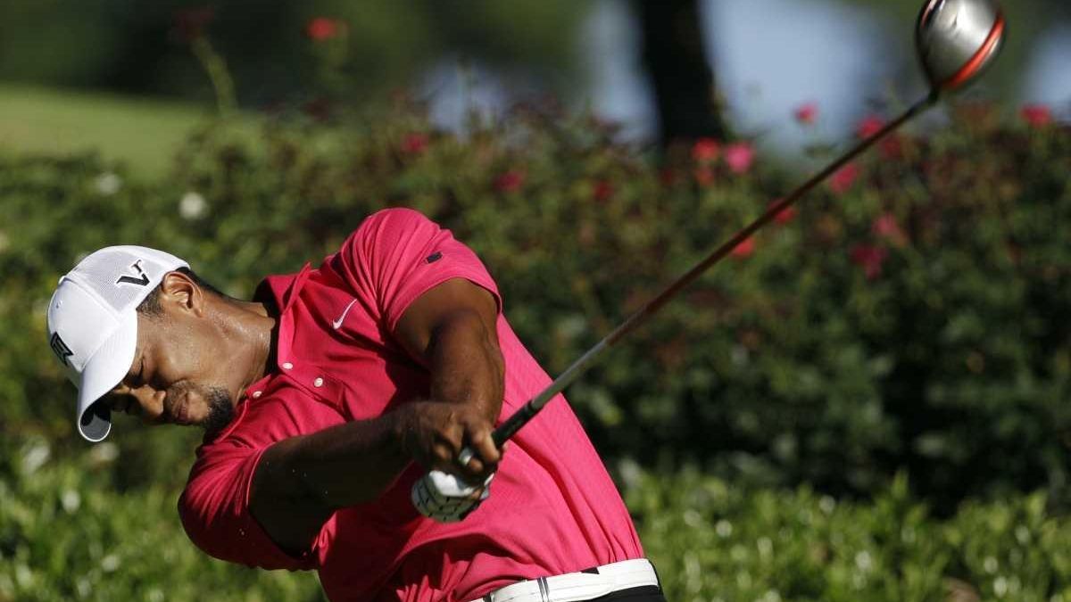 Tiger 7 over, Stricker 7 under at PGA - Newsday