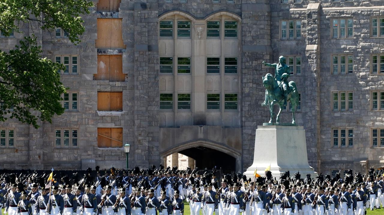 Duty, Honor, Outrage: Change to West Point's mission statement sparks ...