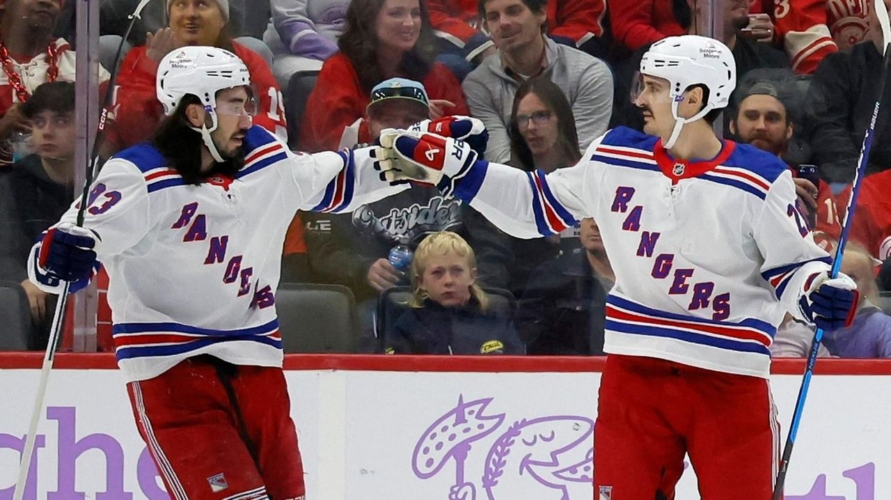 Peter Laviolette reunites Rangers' line combos that have history of ...