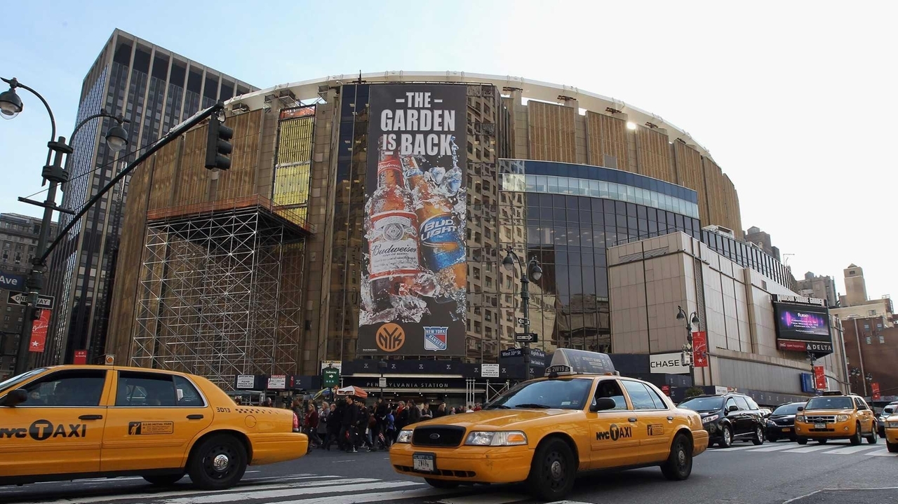 Madison Square Garden Explores Splitting Into Two Companies Newsday