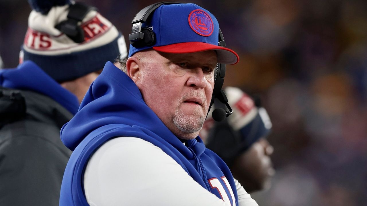 Ex-Giants DC Wink Martindale headed to Michigan in same role, report says - Newsday