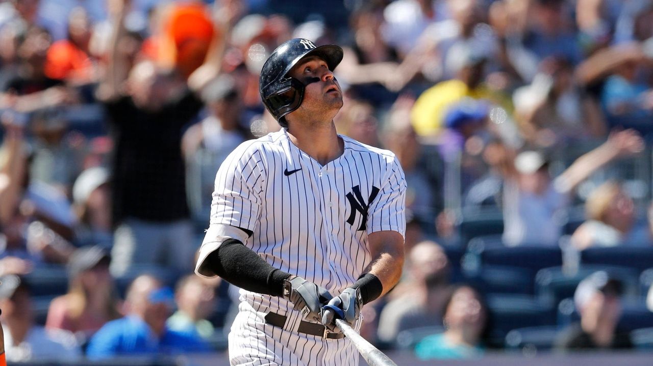 Joey Gallo's long drive gives Yankees and fans hope . . . before dying ...