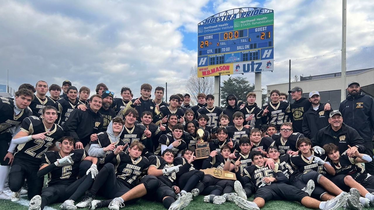 Wantagh football saved its best plays for last, and they worked to ...