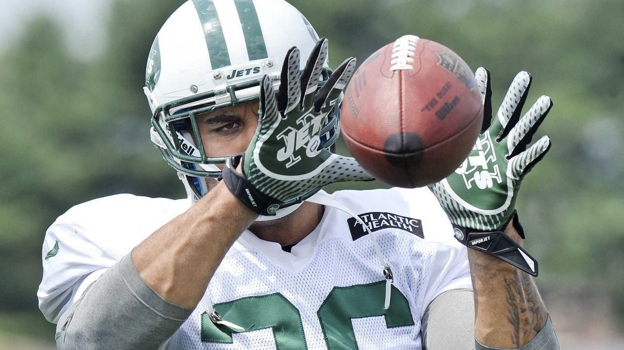 Source: FB Lex Hilliard (broken scapula) out for season - Newsday