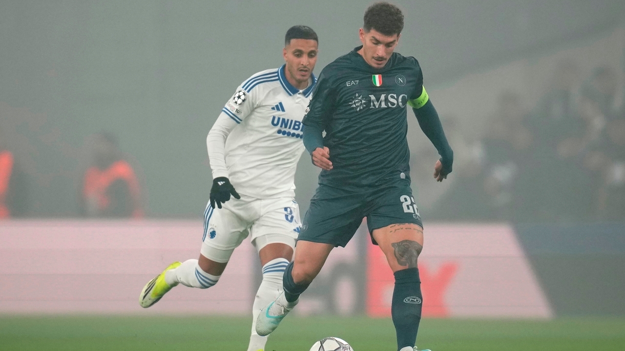 Napoli's Di Lorenzo avoids serious injury and could return in a month ...