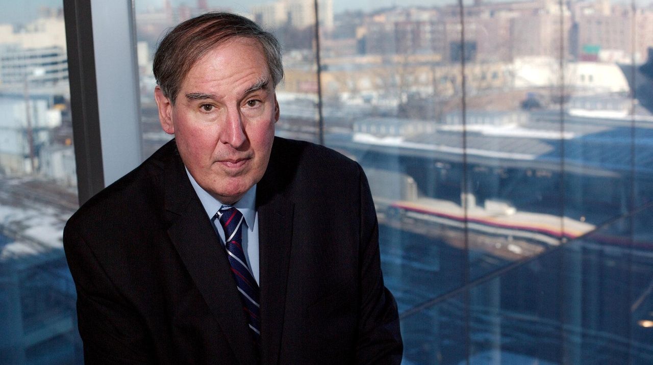 Former acting LIRR president Raymond Kenny dies at 68 - Newsday