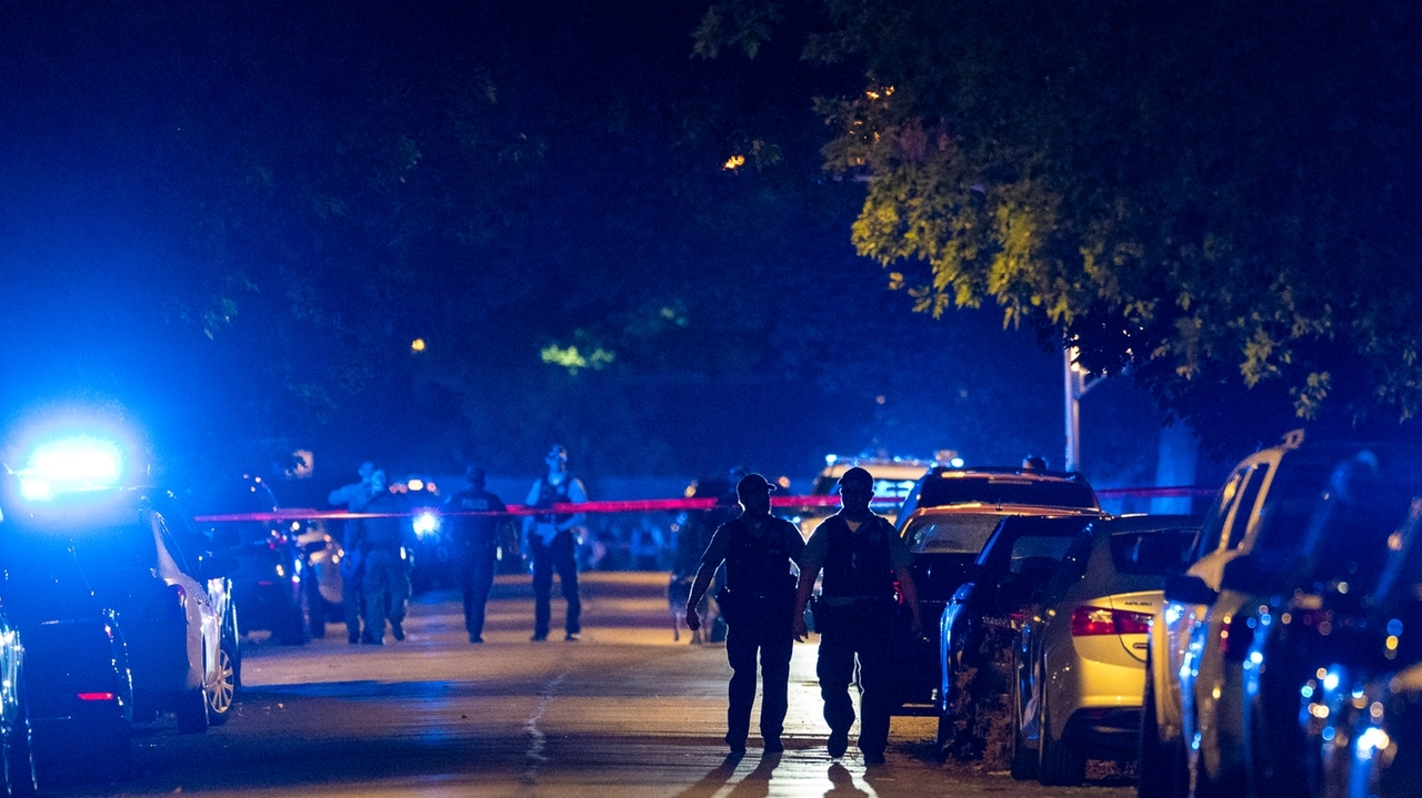 Man convicted of killing Chicago officer and wounding her partner is ...