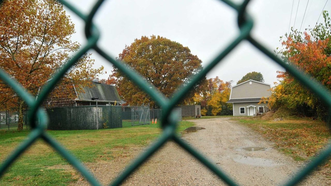 Navy waited too long before telling DEC about toxic plume near Bethpage ...