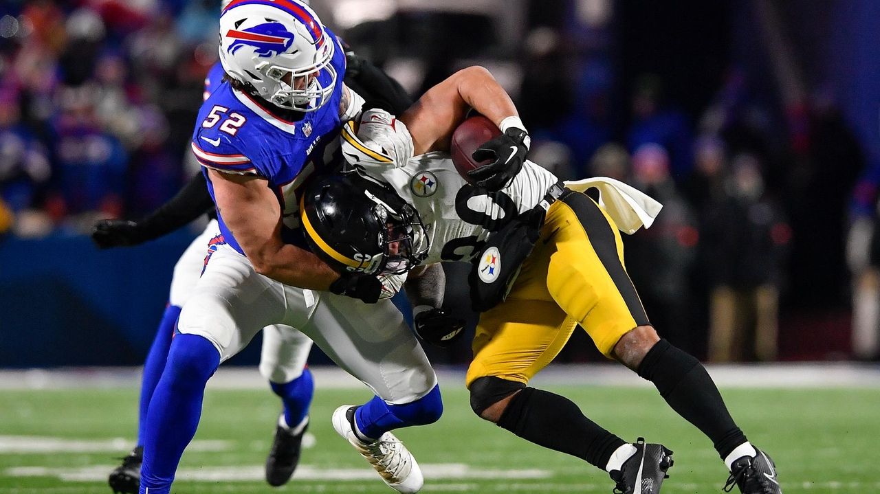 Bills elevate LB A.J. Klein from practice squad ahead of playoff game ...
