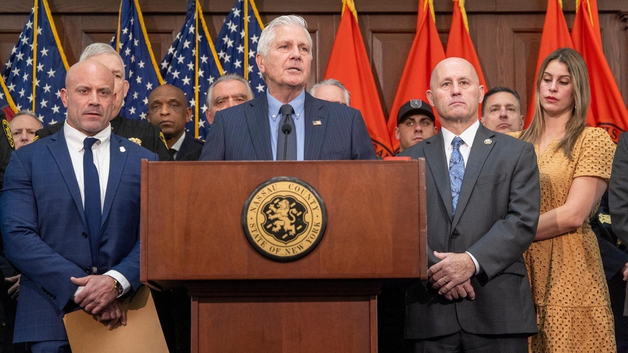 Nassau's partnership agreement with ICE revealed - Newsday