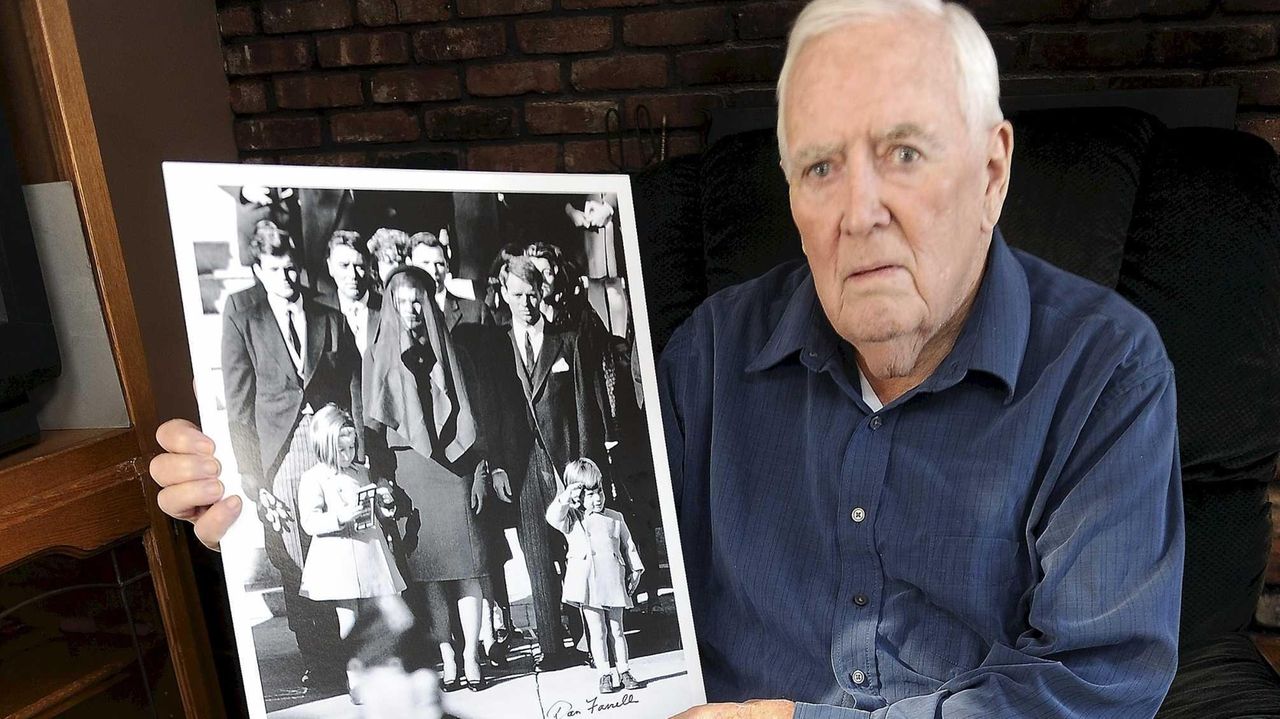 Dan Farrell dies; photographer of iconic JFK Jr. image was 84 - Newsday