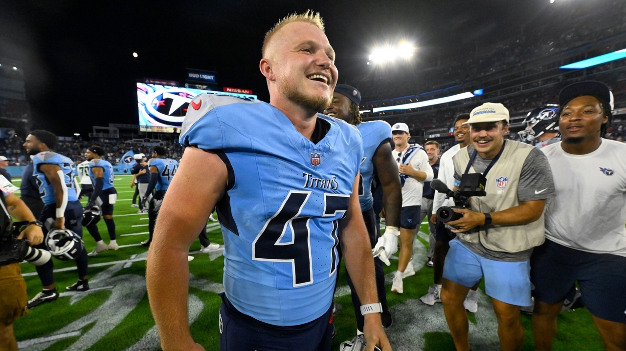 Packers claim rookie Brayden Narveson off waivers and make him their ...