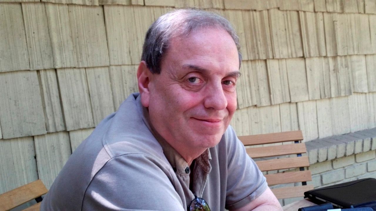 Dr. Joseph Masci of Manhasset dies at 71; led way on AIDS policy - Newsday