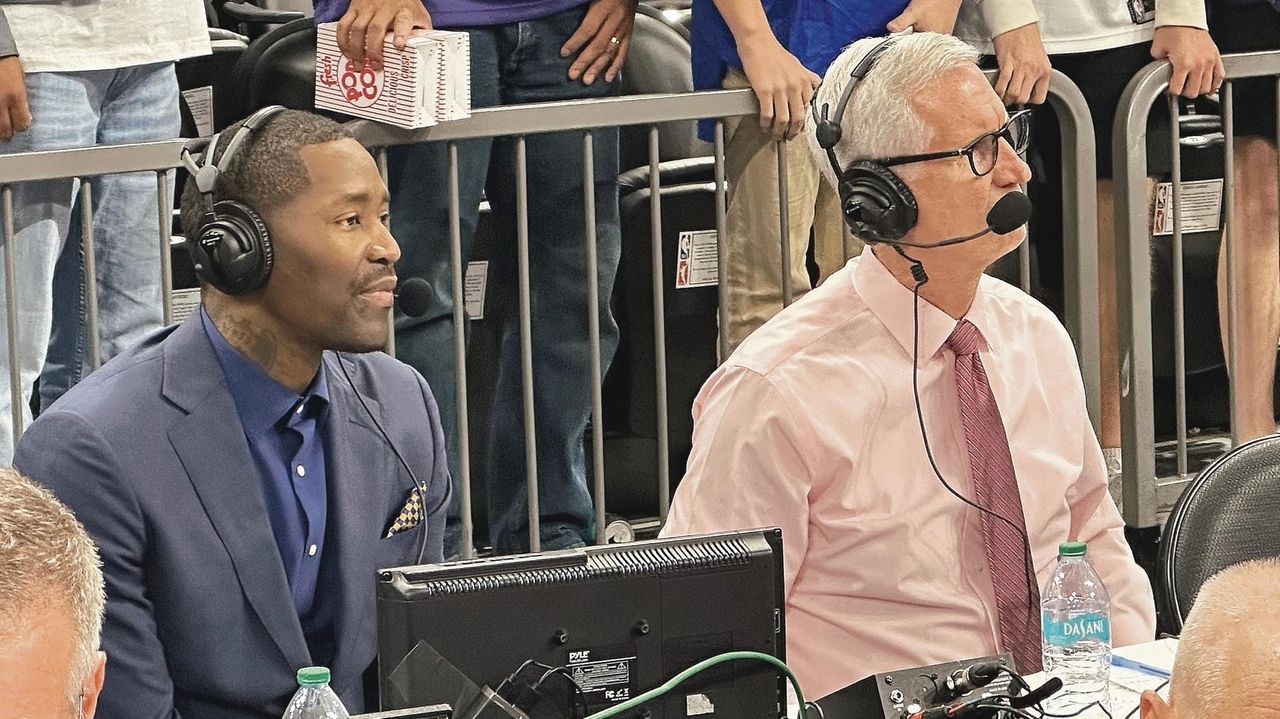 Jamal Crawford 'just happy to sub in' for Walt Frazier as MSG Networks ...