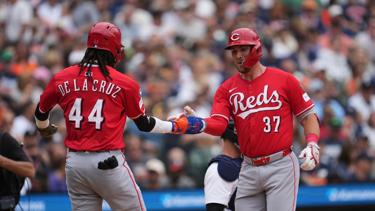 Stephenson hits a grand slam in 6-run fifth as Reds rout Tigers 11-1 ...