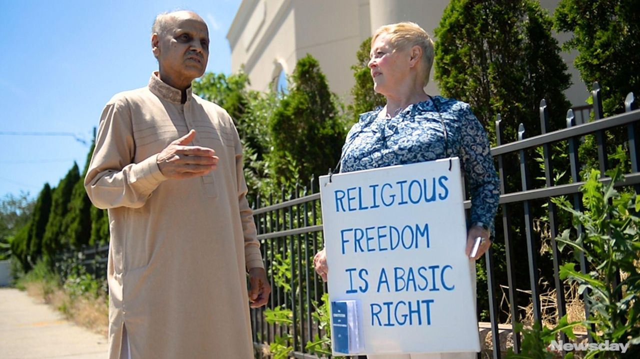 Muslims welcome outpouring of support at Eid holiday fest - Newsday