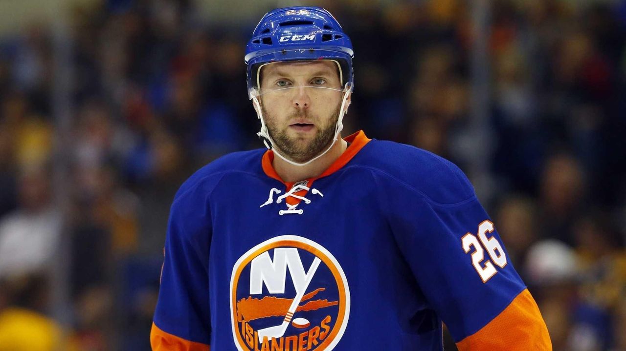 Thomas Vanek shows Islanders he can pass as well as shoot - Newsday
