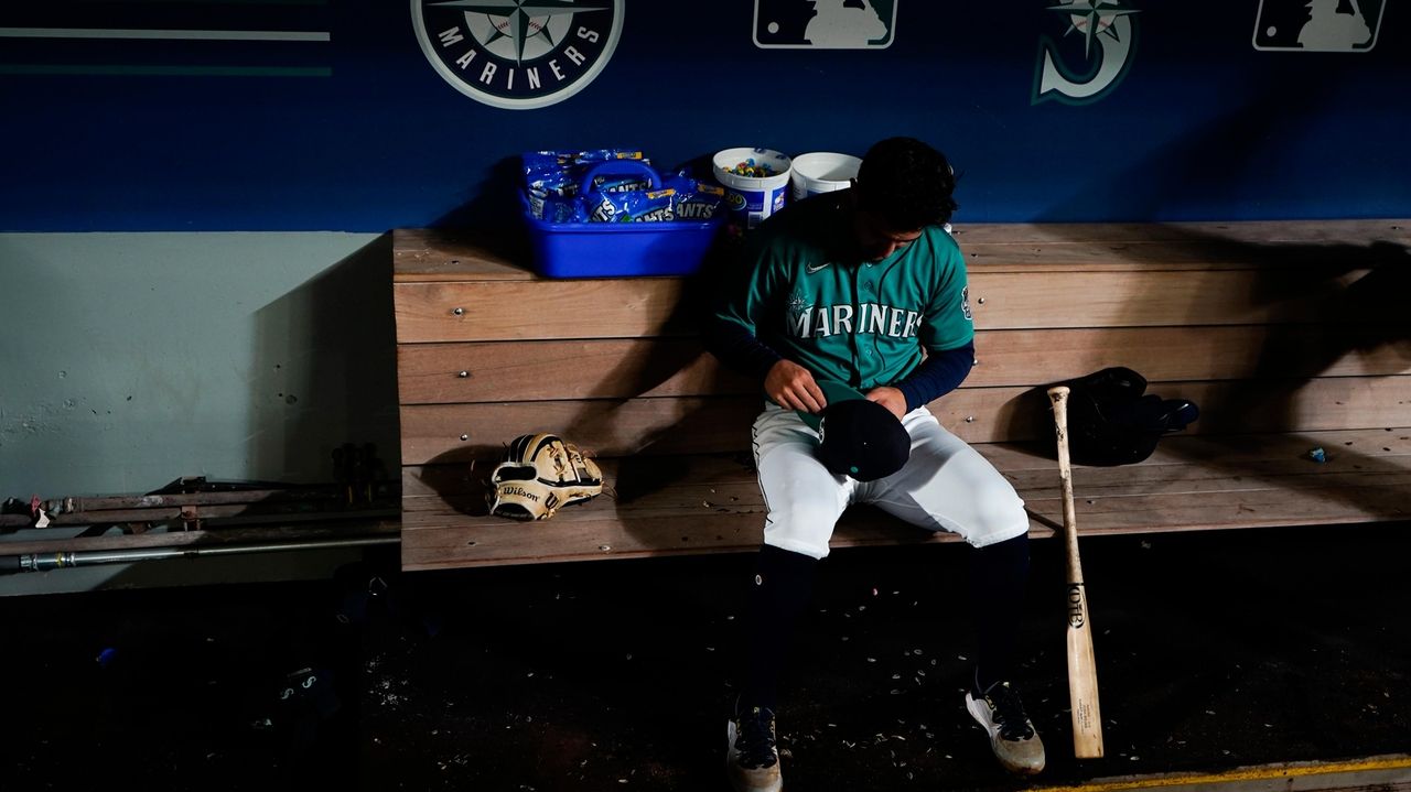 A year after ending playoff drought, Mariners left frustrated about ...