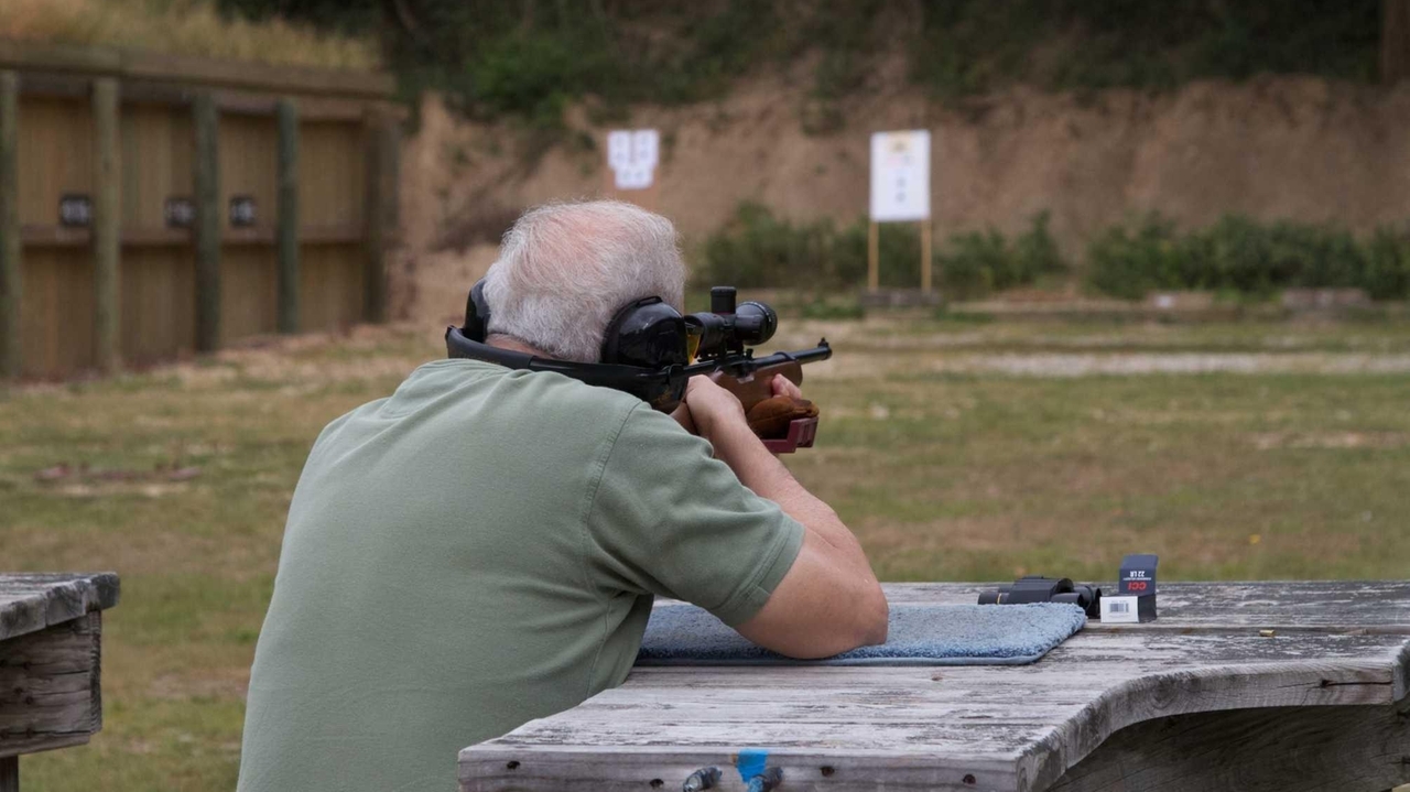 Shooting range noise in Islip has neighbors up in arms - Newsday
