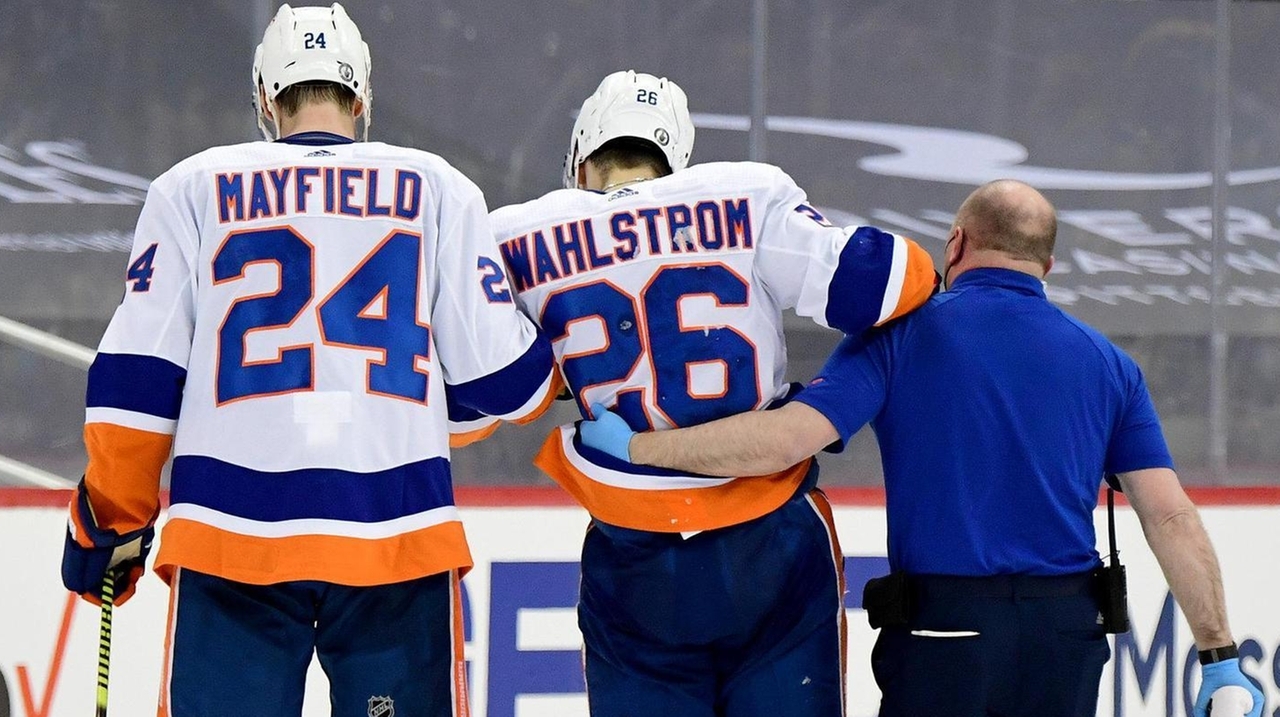 Zajac may take Wahlstrom's spot in Isles' lineup for Game 6 - Newsday
