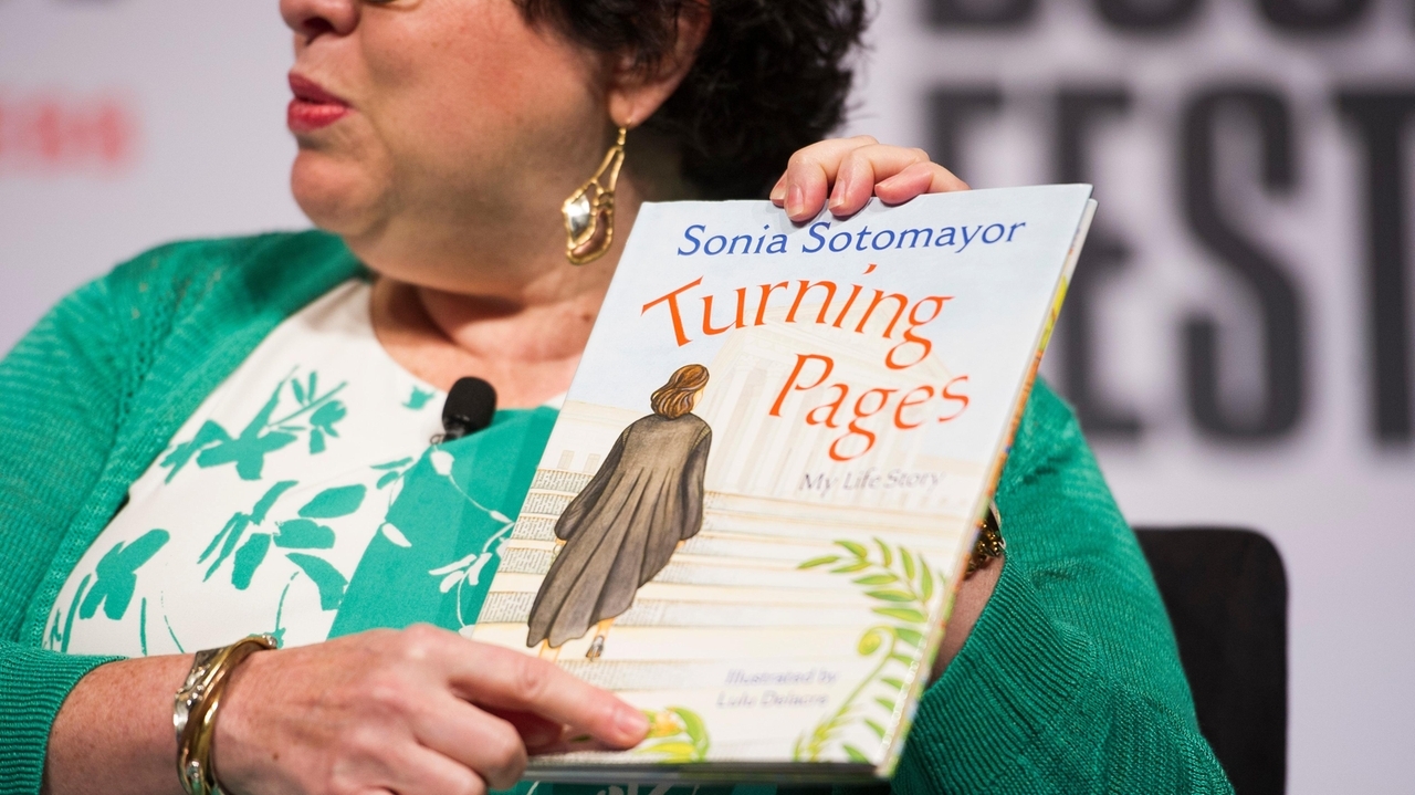 Supreme Court Justice Sotomayor's staff prodded colleges and libraries ...