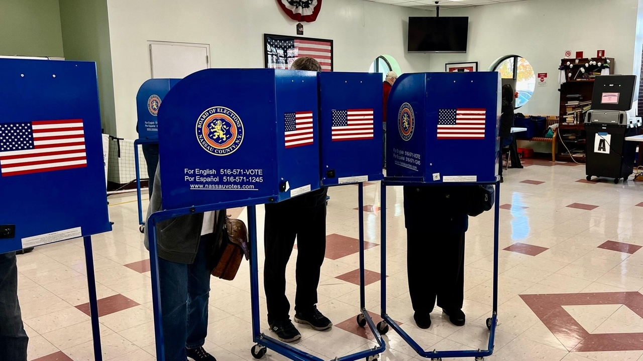 Guide: Voting at the polls on Election Day 2022 - Newsday