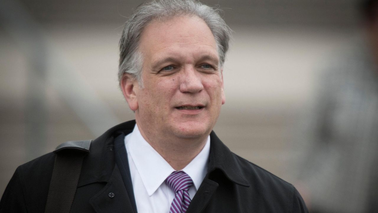 Edward Mangano was 'on retainer' for Harendra Singh, feds say in ...
