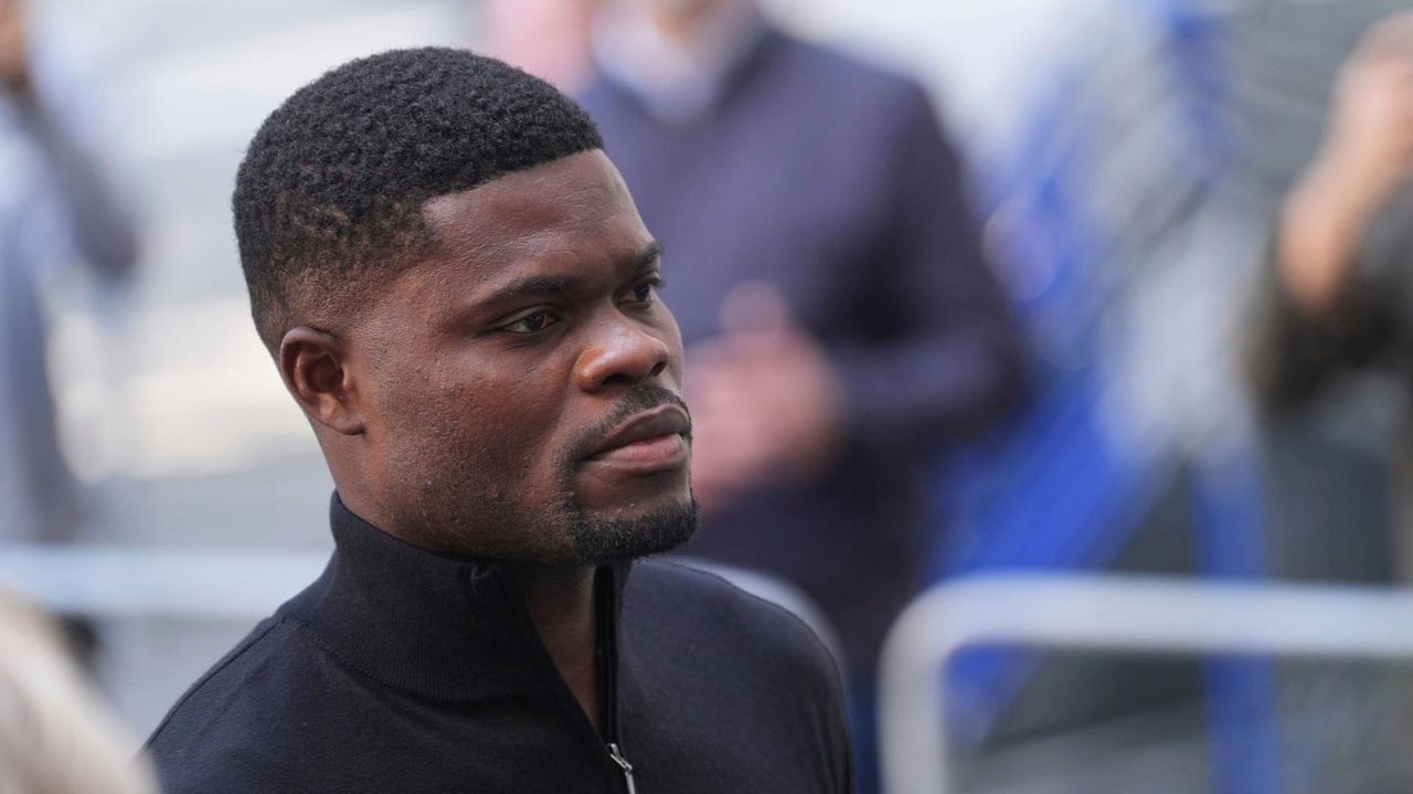 Former Arsenal player Thomas Partey granted bail on charges of 5 counts of rape - Newsday