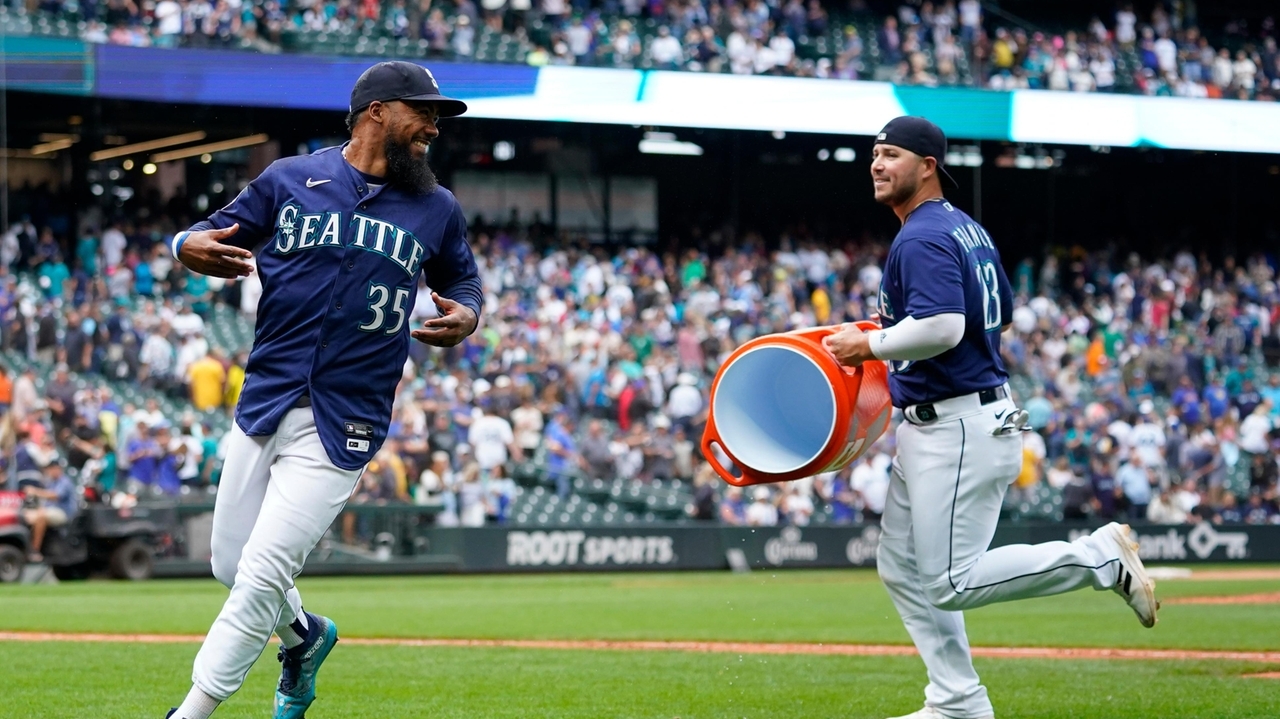 Mariners find themselves in rare spot heading into September: first ...