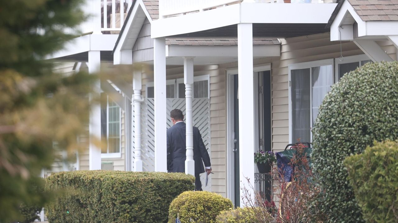 Bay Shore man dies after fight in East Patchogue, police say - Newsday