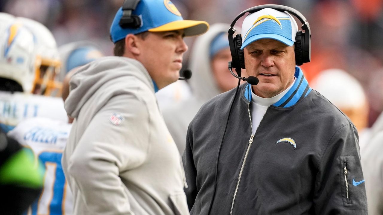 Giff Smith, Kellen Moore become first candidates to interview for ...