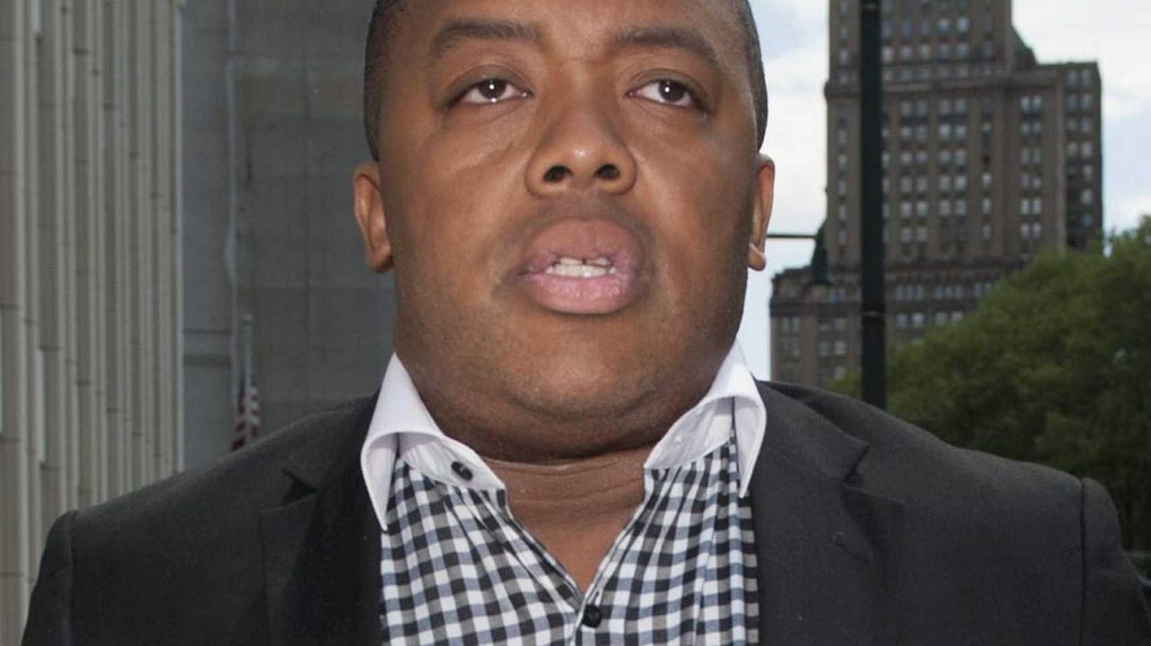 Judge admonishes Boyland for courtroom text - Newsday