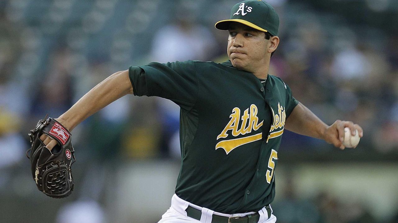 Oakland A's trade Tommy Milone to Minnesota Twins for Sam Fuld - Newsday