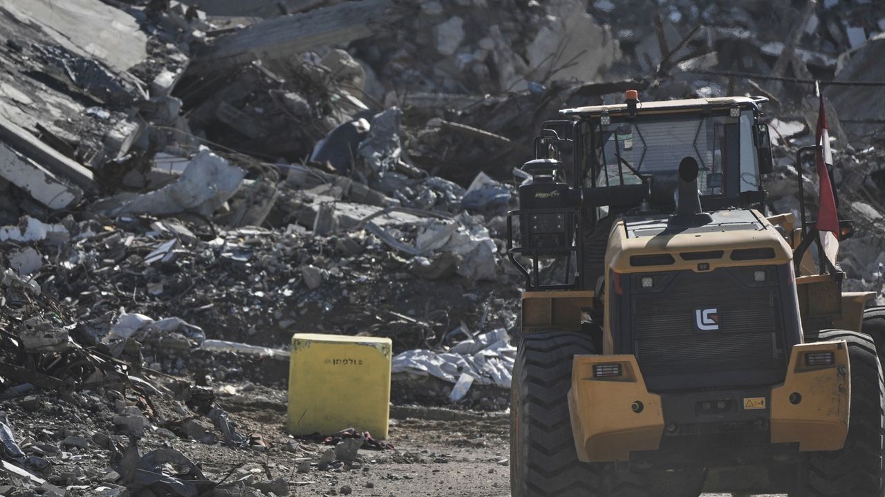 Israeli troops kill Palestinians for crossing a vague ceasefire line ...