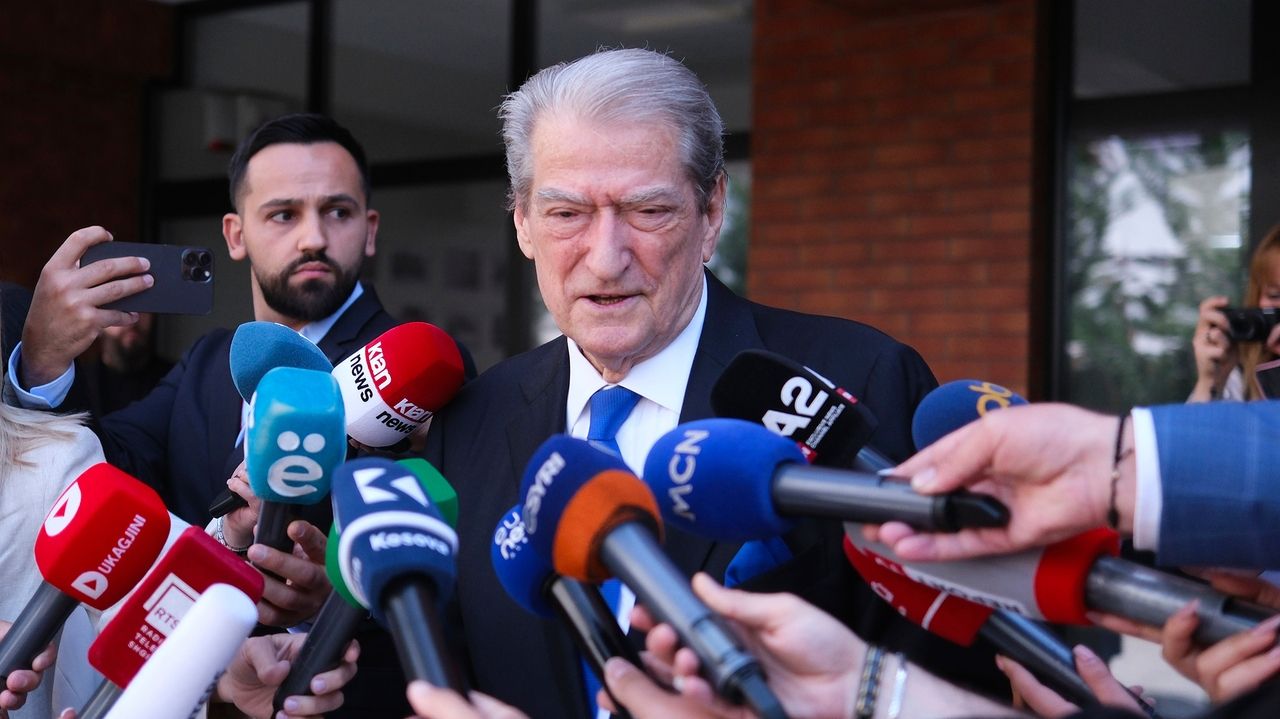 Albanian court begins corruption trial against former Prime Minister ...